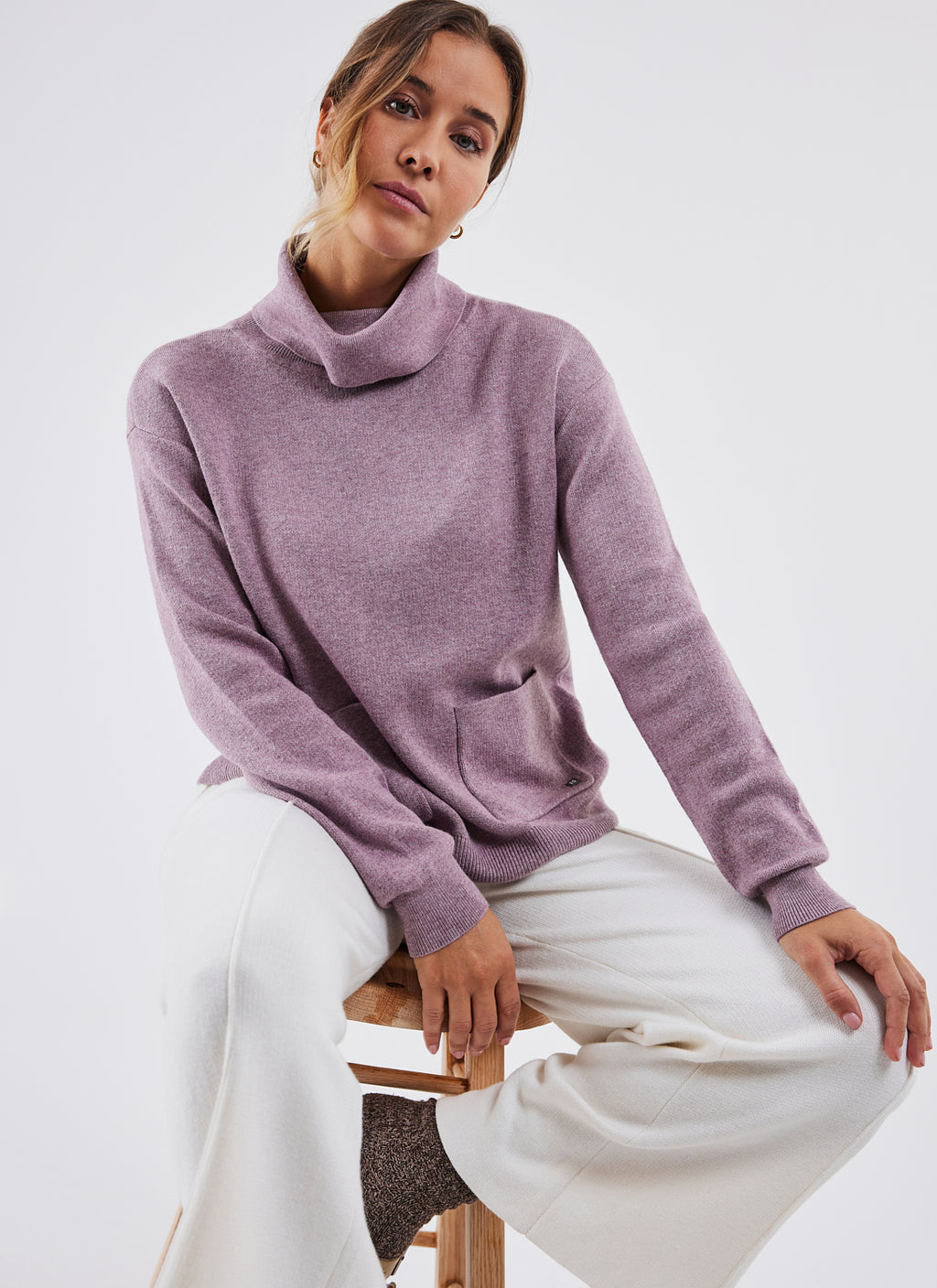 Lightweight Women's Clothing for Travel | Comfy & Stylish | FIG Clothing